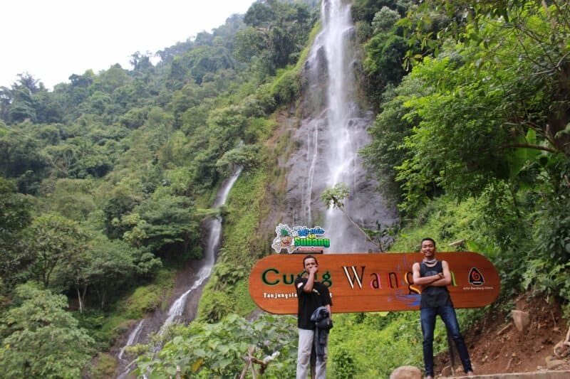 Curug Wangun, Curug Tinggi Tiga Undak di Tanjungsiang Subang ...
