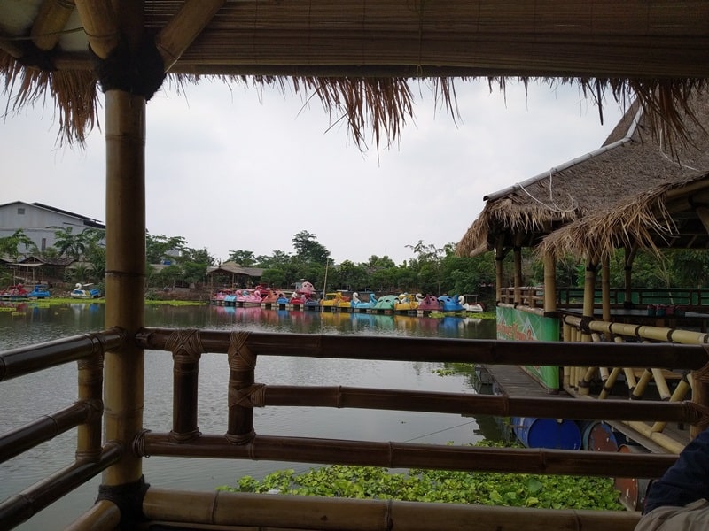 Taman Limo Jatiwangi, Wisata Kuliner dan Wisata Alam di Cikarang Dalam ...