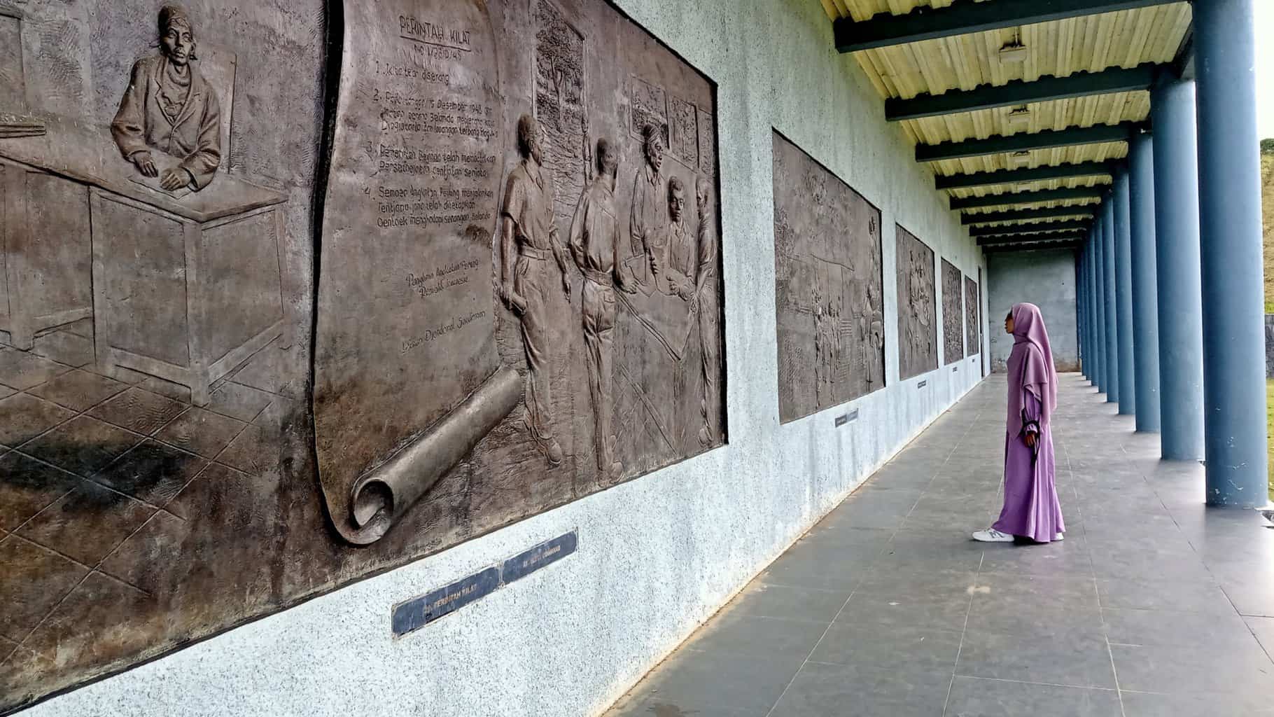 Monumen Jendral Sudirman, Rekreasi Sejarah di Pacitan, Jawa Timur ...