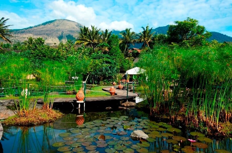 31 Tempat Wisata di GARUT Yang Hits Terbaru 2024