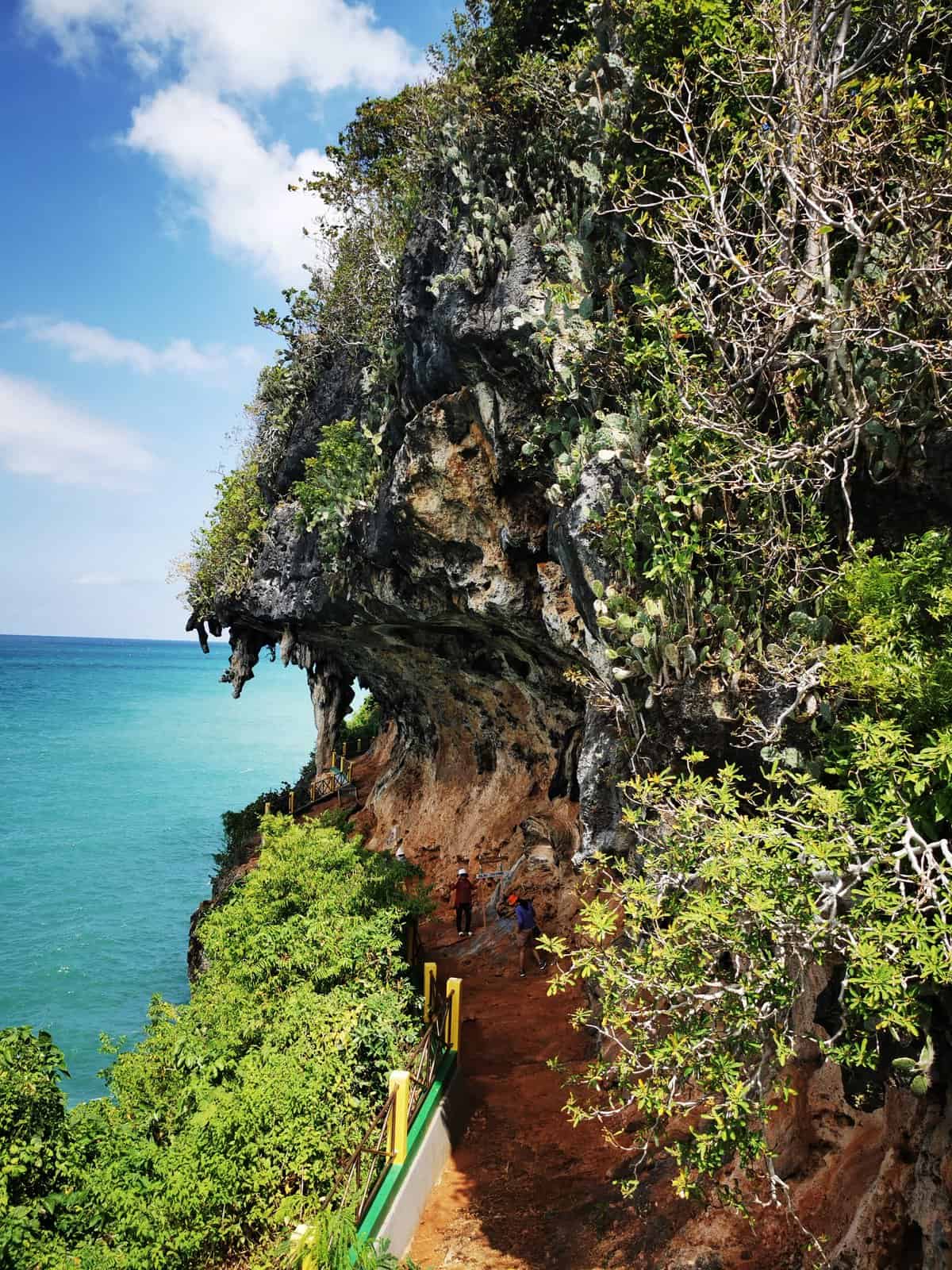Gili Iyang, Oksigen Terbaik Kedua di Dunia, Destinasi Andalan Sumenep ...