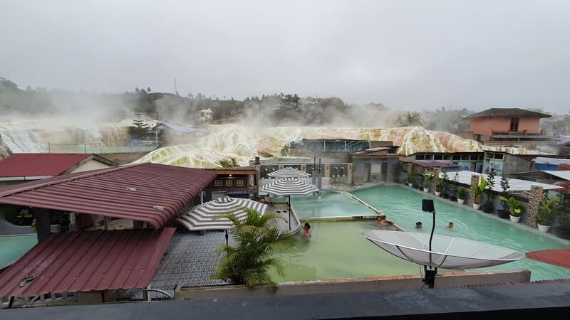 Wisata Pemandian Air Panas Sipoholon, Hadir Dengan Sajian Alam Yang ...