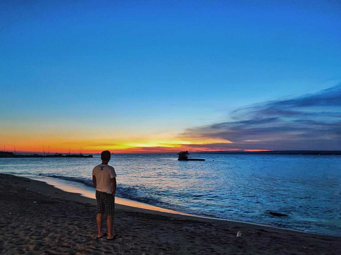 Pesona Pantai Sembilan, Wisata Gili Genting Madura Jawa Timur ...