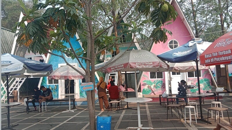 Victory Waterpark, Main Busa Sepuasnya di Kolam Renang Soreang ...