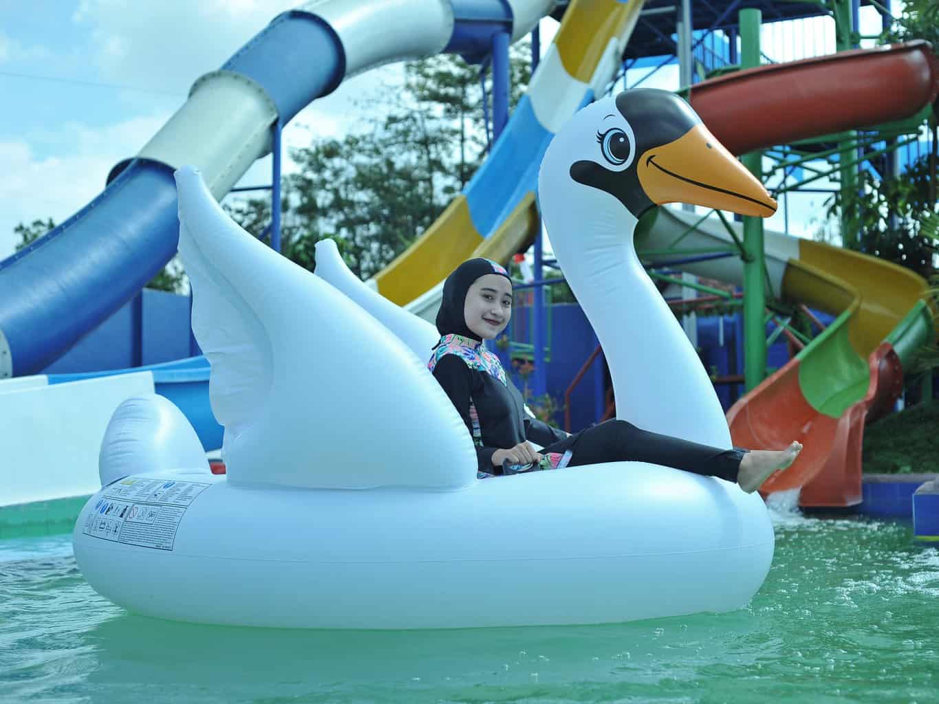 Brond Waterpark, Taman Wisata Air Ramah Anak di Tulungagung ...
