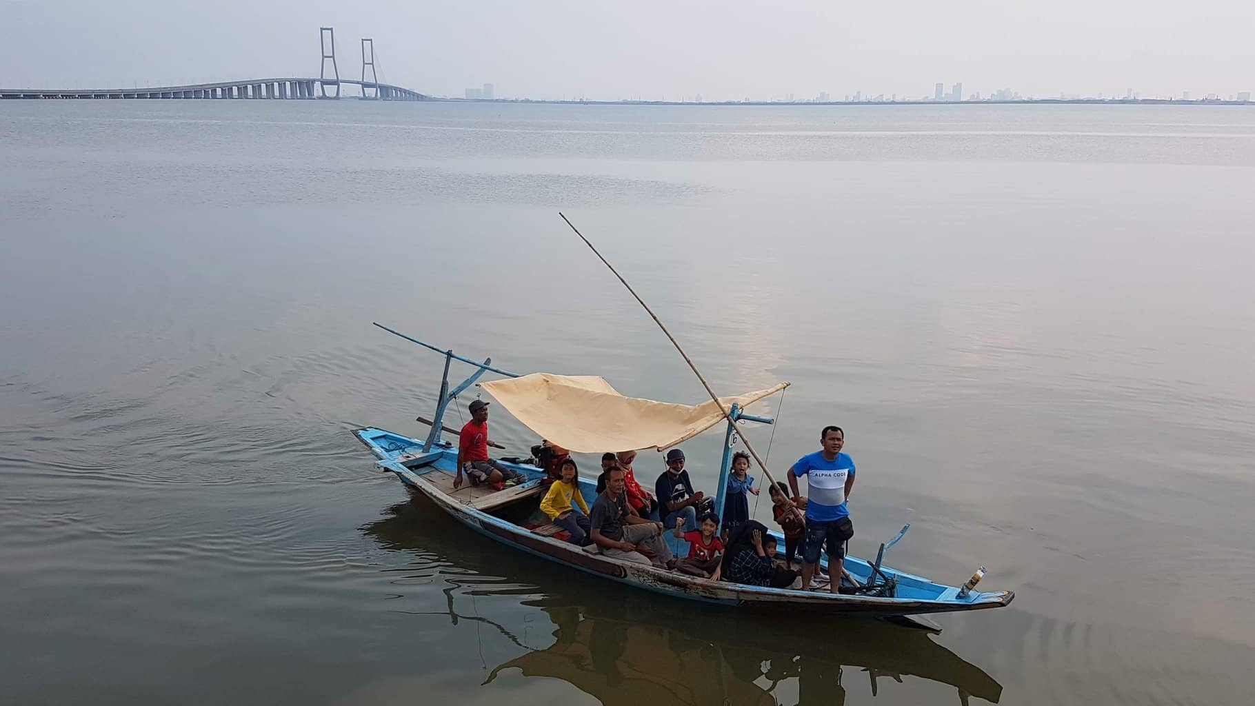 Ada Pantai Rindu di Tepi Laut Madura, Pemandangannya Bisa Bikin Rindu ...