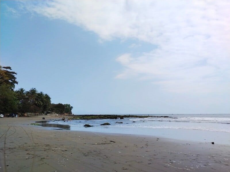 Pantai Cidora, Tetangganya Pantai Rancabuaya Garut – NativeIndonesia.com