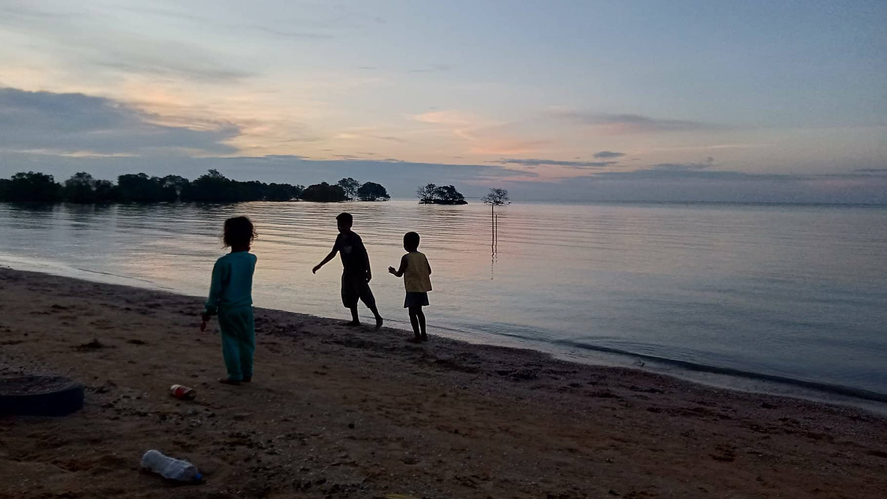 Pesona Keindahan Pantai Pandela di Bangkalan Jawa Timur ...