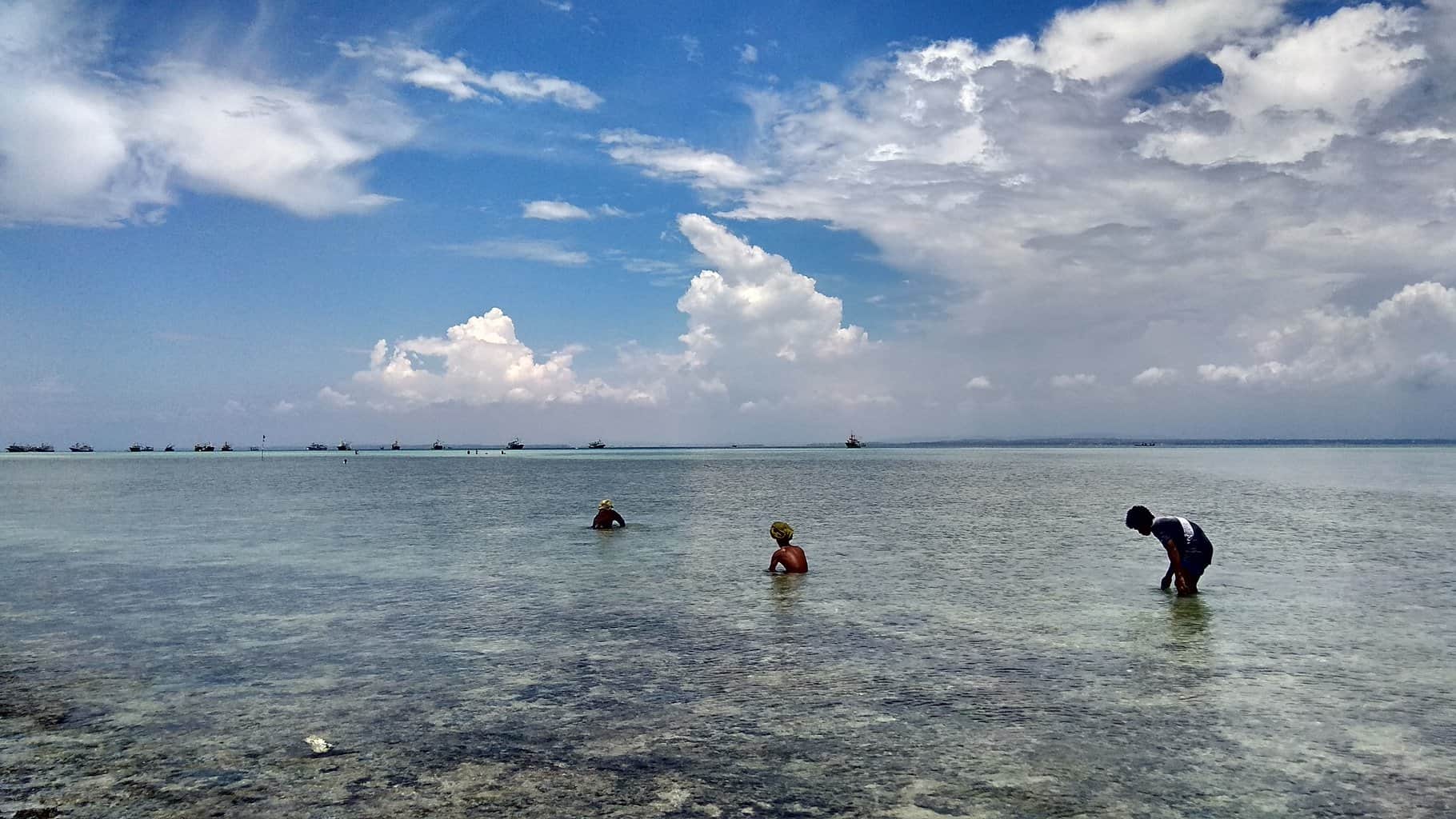 Sejuta Pesona Wisata di Pulau Mandangin Sampang Madura Jawa Timur ...