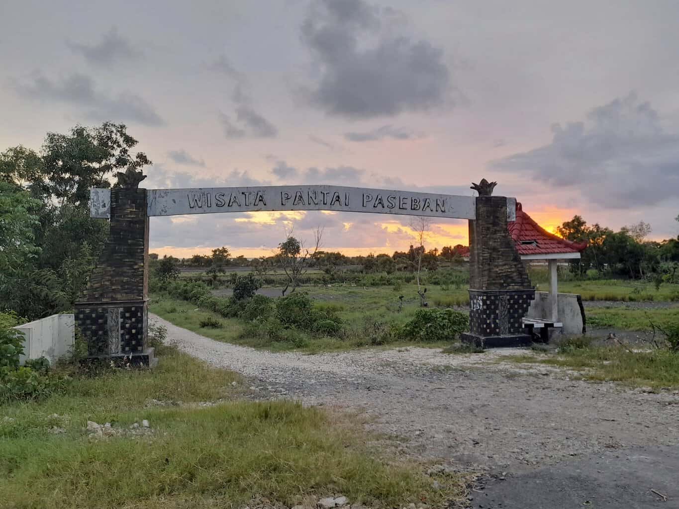 Objek Wisata Bahari Pantai Paseban Kencong di Jember Jawa timur ...