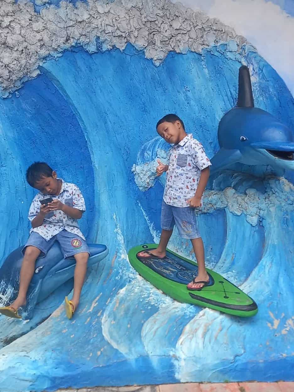 Rekreasi dan Liburan Akhir Pekan di Kolam Renang Surya Water Boom ...