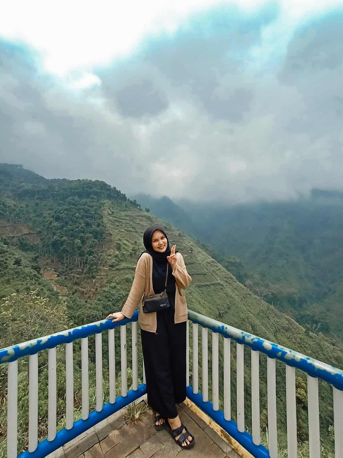 Plaza Rengganis Situbondo, Wisata Alam Keren di Lereng Gunung Argopuro ...