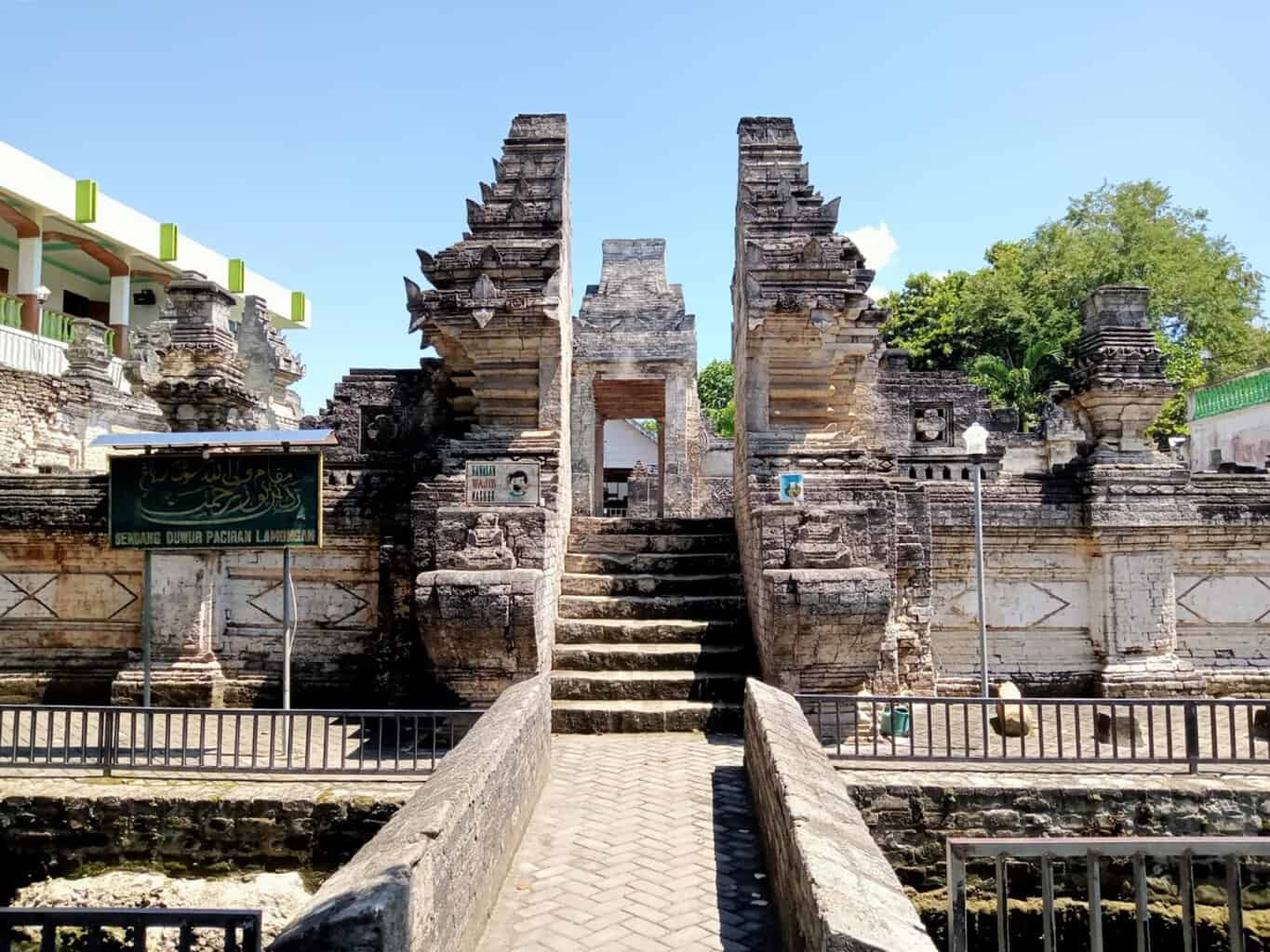 Sendang Duwur, Desa Wisata Religi di Lamongan – NativeIndonesia.com