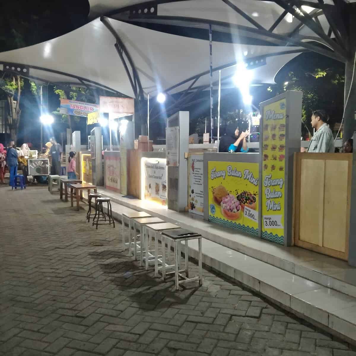 Wisata Hemat dan Berkesan di Alun-alun Situbondo Jawa Timur – NativeIndonesia.com