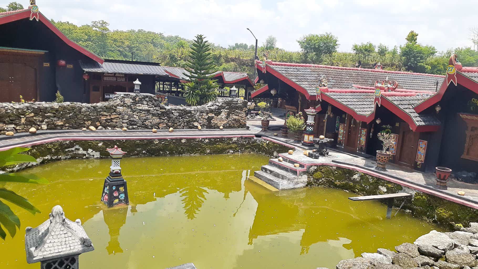 Istana Gunung Mas 27, Wisata Alam Unik dan Menarik Bekas Tambang Kapur di Lamongan ...