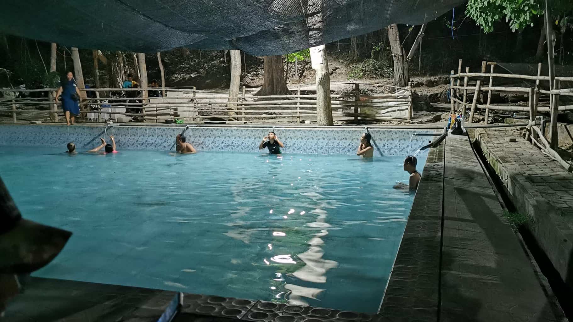 Wisata Pemandian Air Panas Brumbung di Lamongan Jawa Timur – NativeIndonesia.com